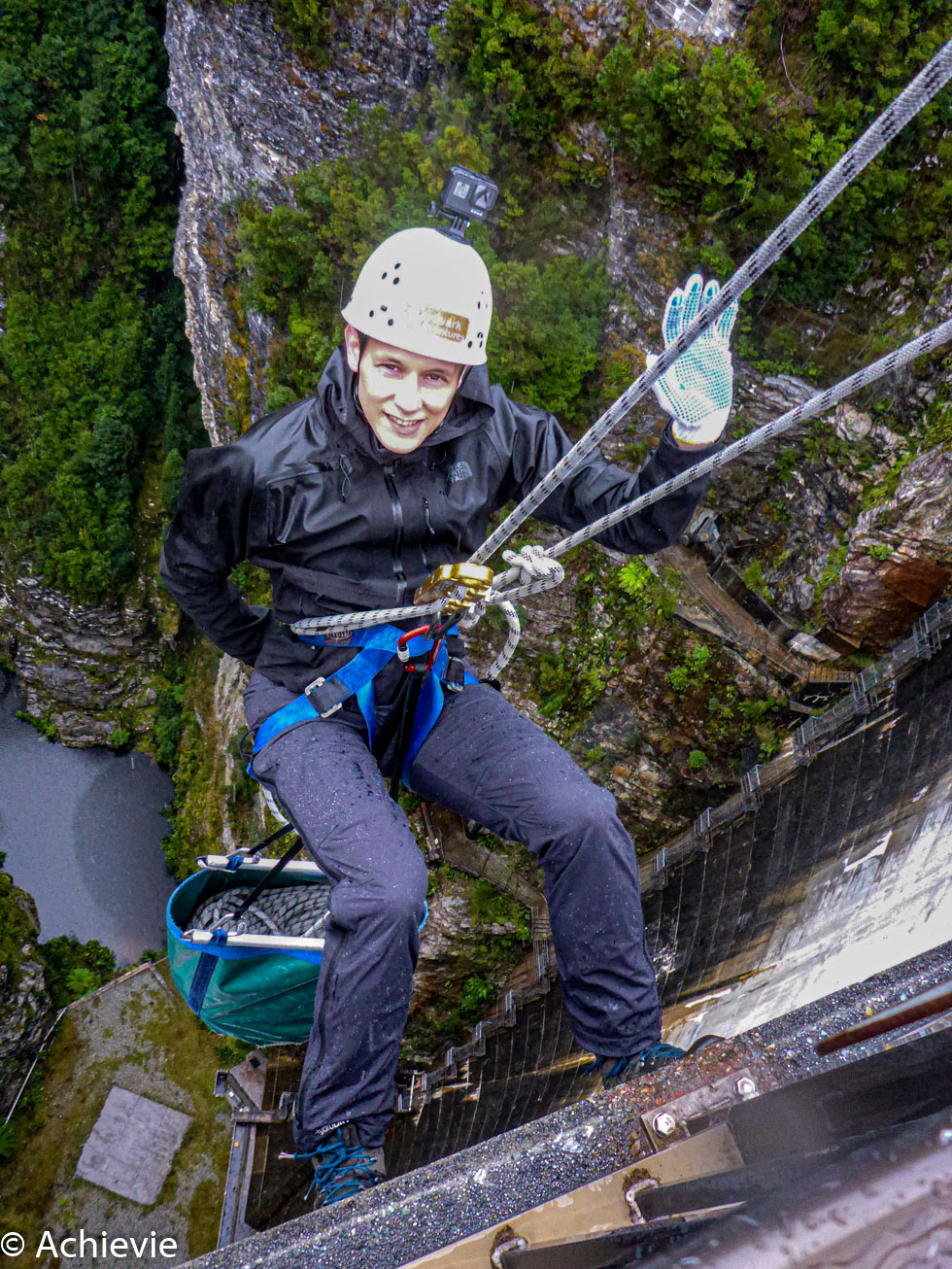 Abseiling the highest dam in Tasmania - TravellingAccountant